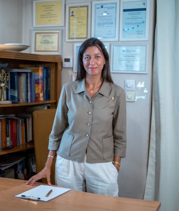 Η Dr Ειρήνη Δημητρίου, ολιστικός ιατρός: Γεφυρώνοντας το χάσμα μεταξύ ...